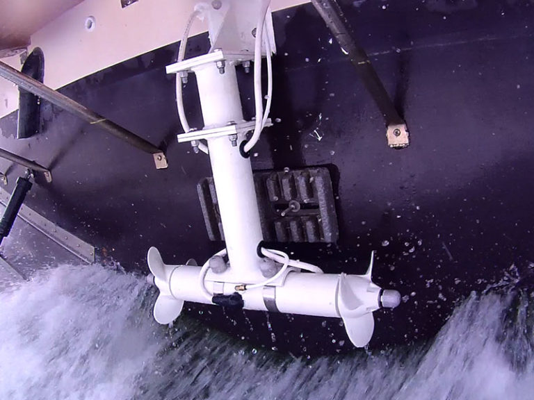 STERN THRUSTERS - Lightning Electrical Service